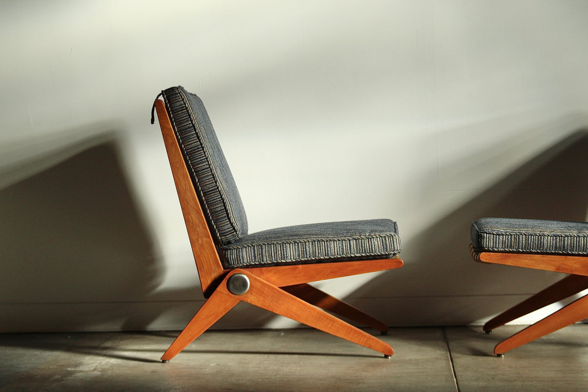 Pierre Jeanneret Maple and Tweed "Scissors" Lounge Chairs for Knoll, 1 ...